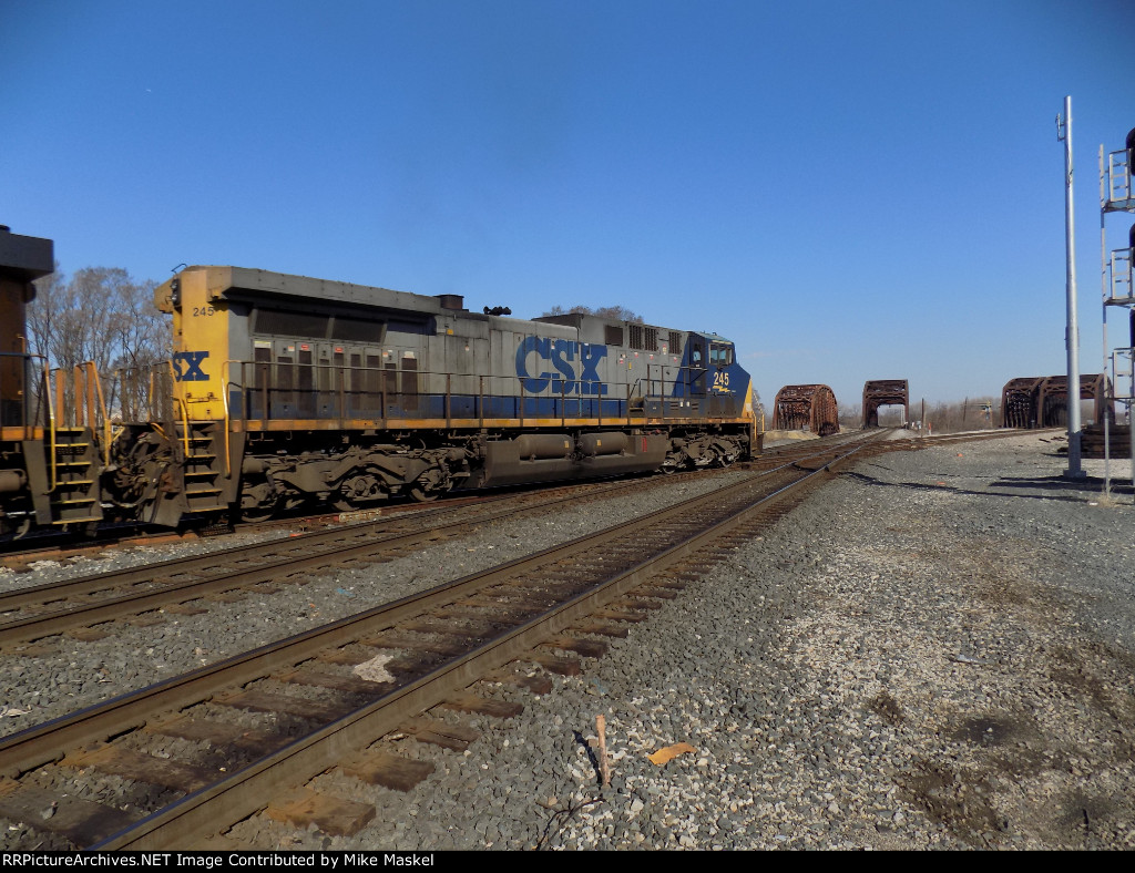 CSX 245